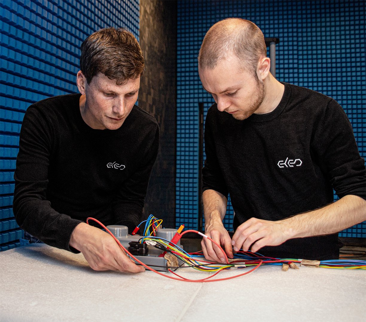 About Us | Eleo The Off-Highway EV Battery Specialists